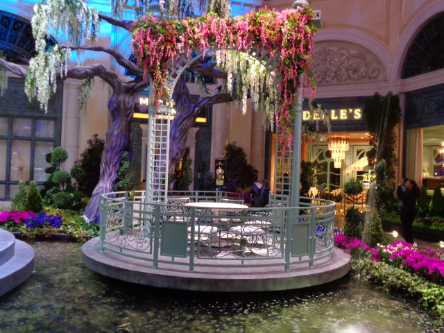 Bellagio Conservatory & Botanical Garden Spring 2023 Display – PHOTOS ...