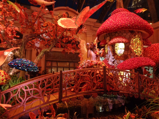 Bellagio Conservatory Autumn Harvest 2023 Display – PHOTOS - VegasChanges